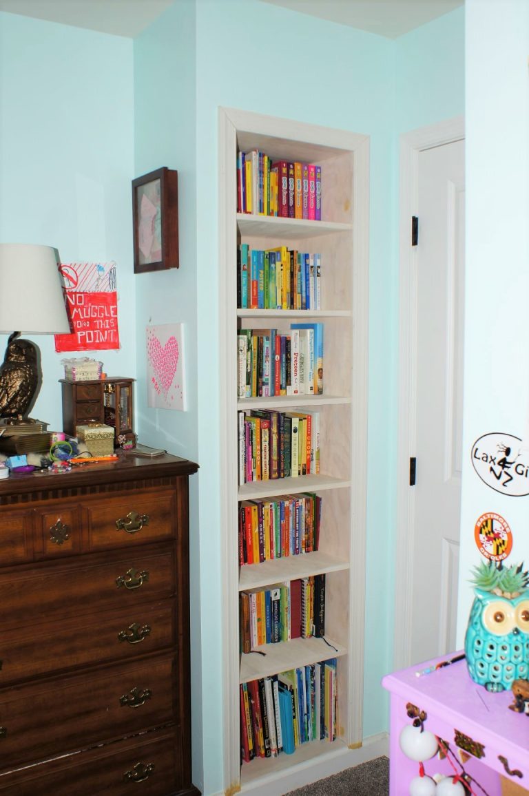 Use that Hidden Wall Space for a Recessed Bookcase » Cathartic Crafting